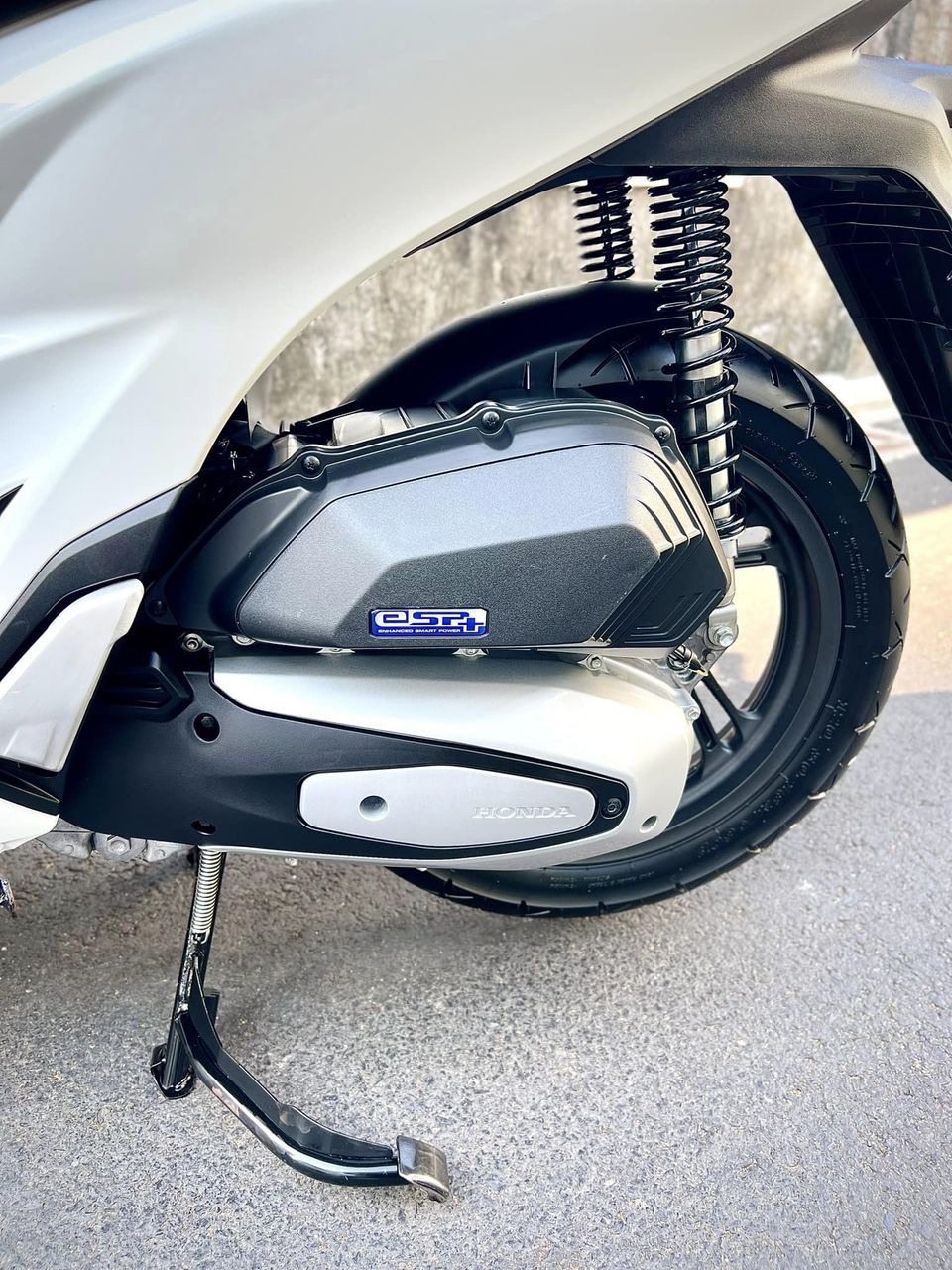 Động cơ xe mạnh mẽ SH 125 2024